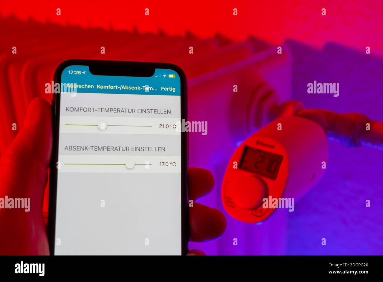 Digital smart temperature home hi-res stock photography and images - Alamy