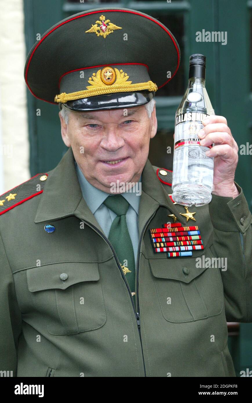 General Mikhail T Kalashnikov, National Hero of Russia and designer of ...