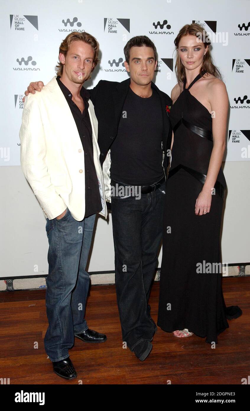 Robbie williams 1990s hi-res stock photography and images - Alamy