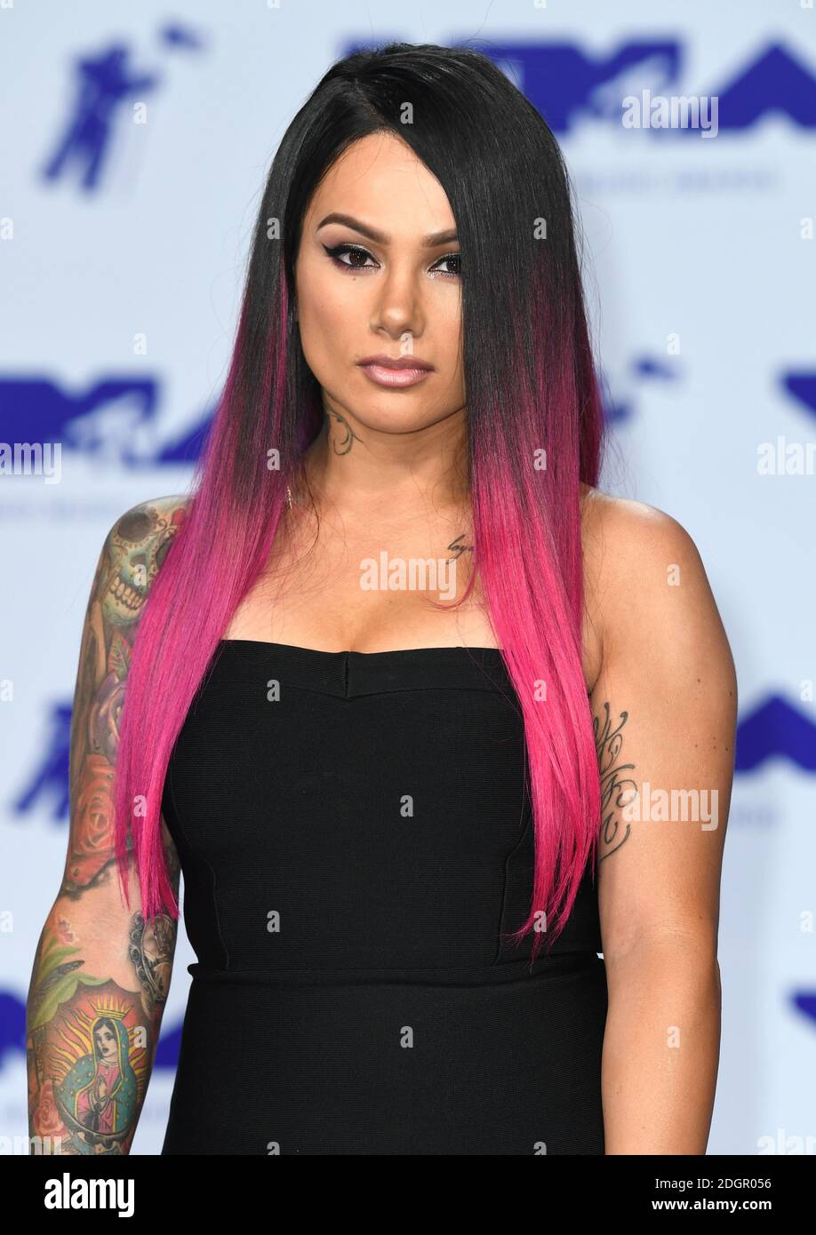 Snow tha product hi-res stock photography and images - Alamy