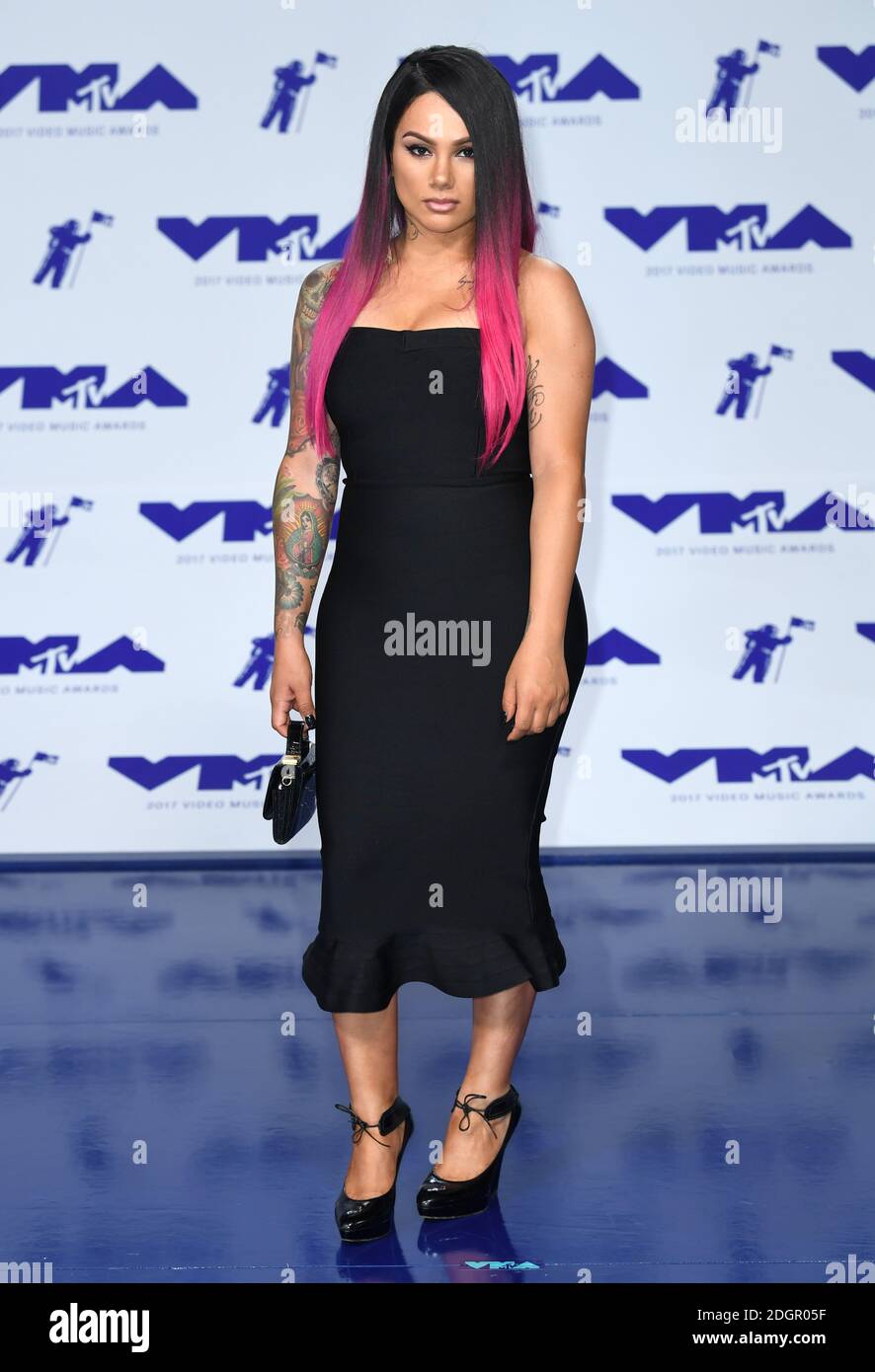 Snow tha product hi-res stock photography and images - Alamy