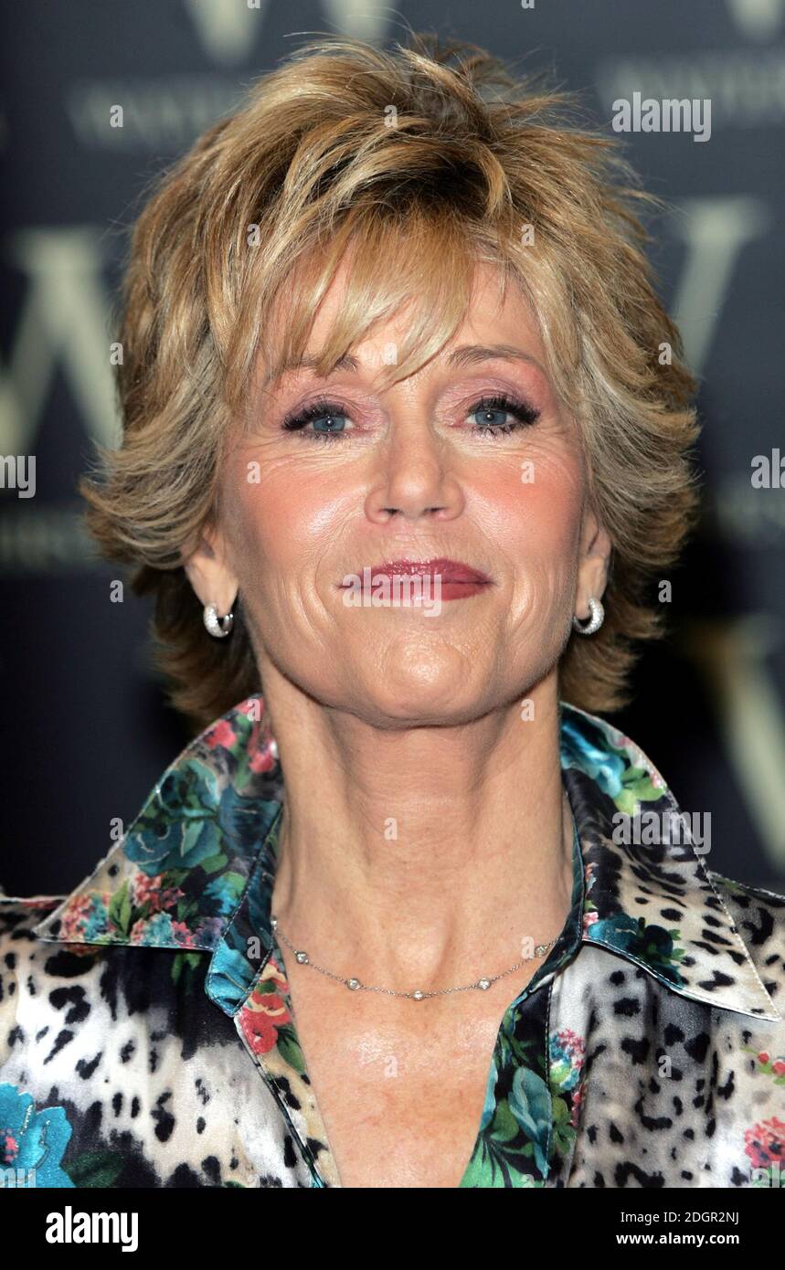 Jane Fonda signs copies of her updated autobiography at Waterstones ...