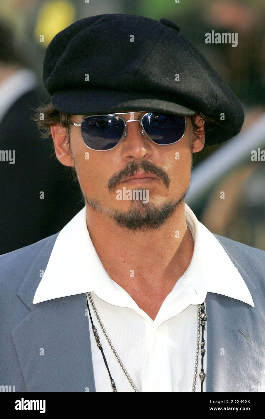 Johnny Depp arriving at the Charlie and the Chocolate Factory UK ...
