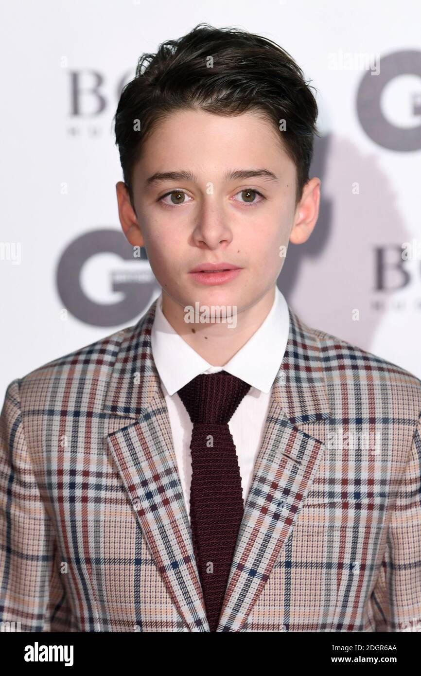 Noah schnapp 2017 hi-res stock photography and images - Alamy