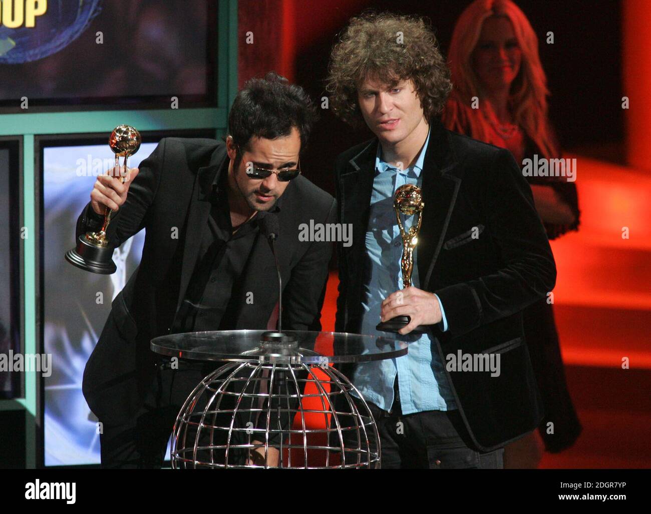 2005 world music awards hi-res stock photography and images - Alamy