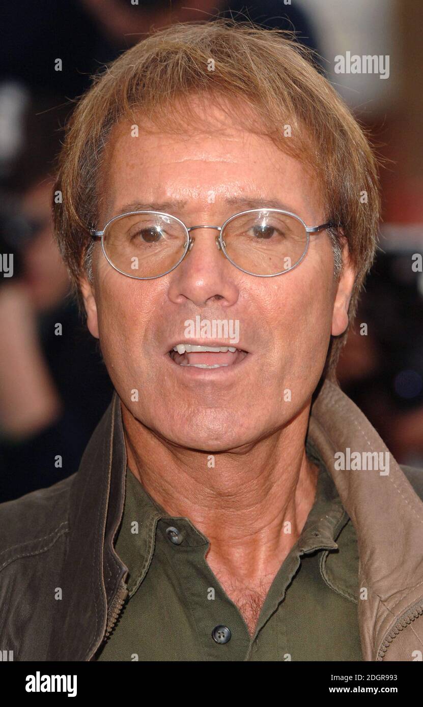 Sir Cliff Richard High Resolution Stock Photography and Images - Alamy