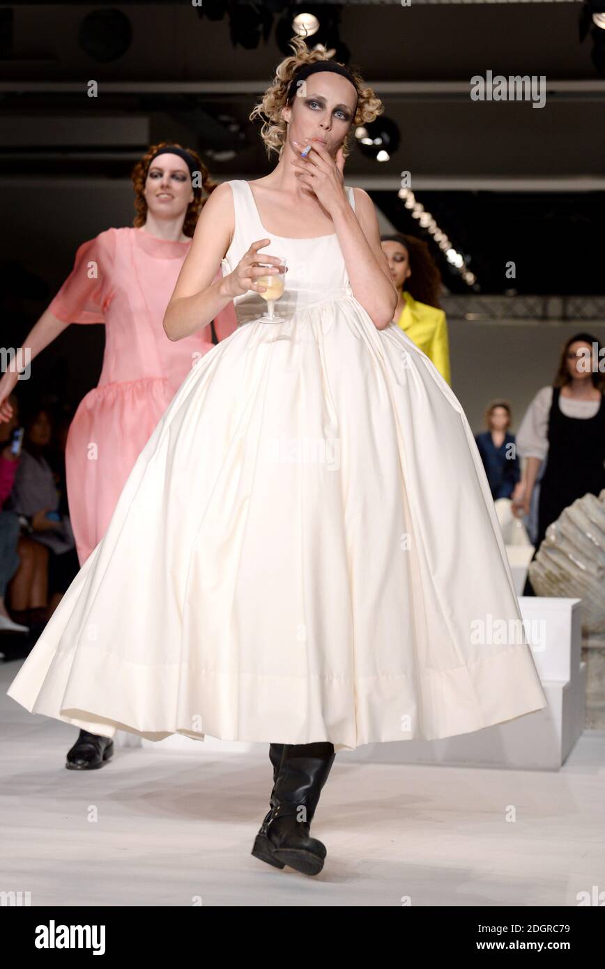 Edie campbell model hi-res stock photography and images - Alamy