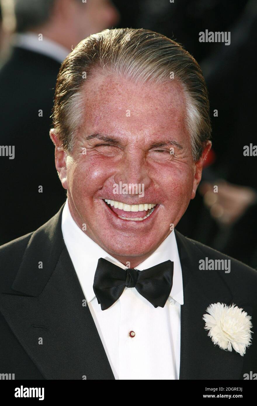 George Hamilton arriving at the Vanity Fair Oscars Party 2006, Morton's ...