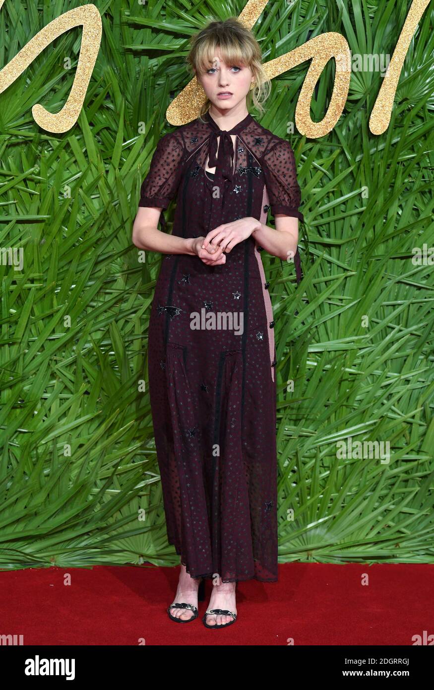 Natalia dyer 2017 hi-res stock photography and images - Alamy