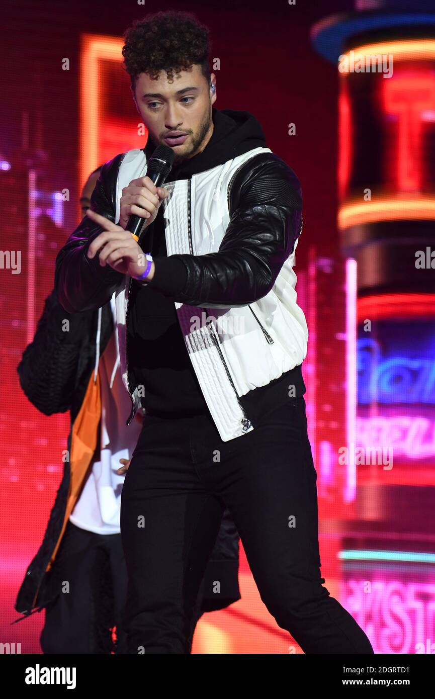 Rak su perform hi-res stock photography and images - Alamy