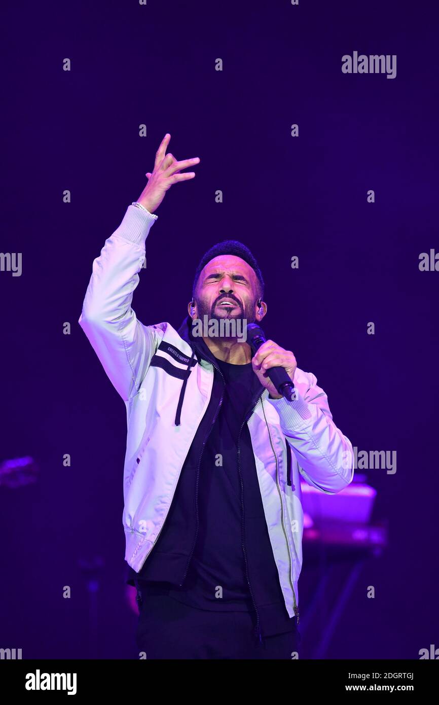 Craig david on stage hi-res stock photography and images - Alamy
