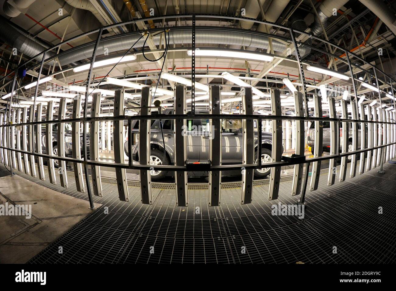 Jaguar Land Rover Halewood Body & Assembly, Merseyside Stock Photo - Alamy