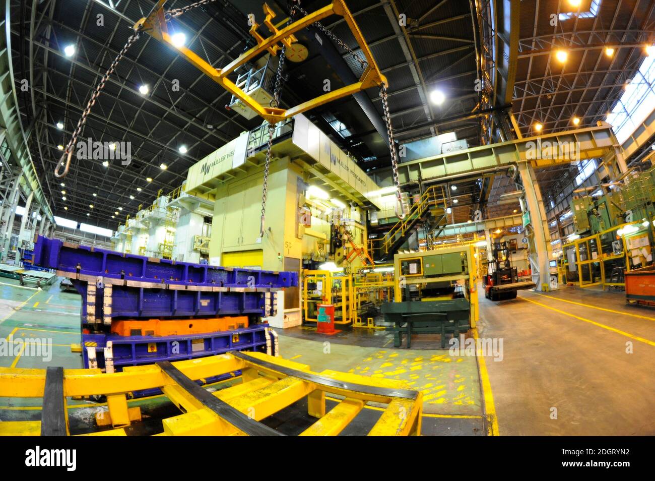Jaguar Land Rover Halewood Body & Assembly, Merseyside Stock Photo - Alamy