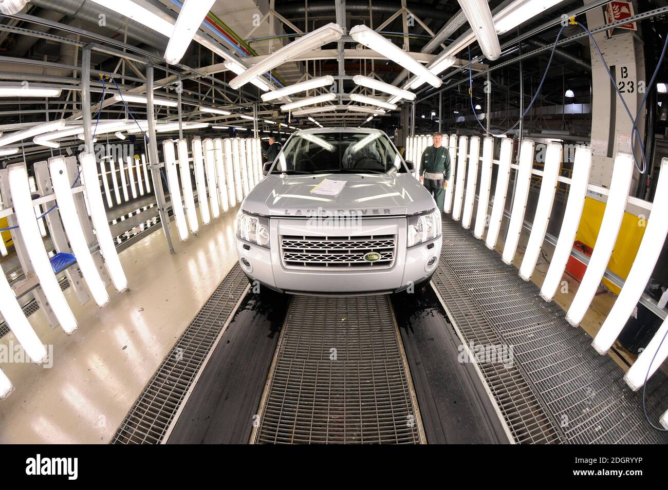 Jaguar land rover factory hi-res stock photography and images - Alamy