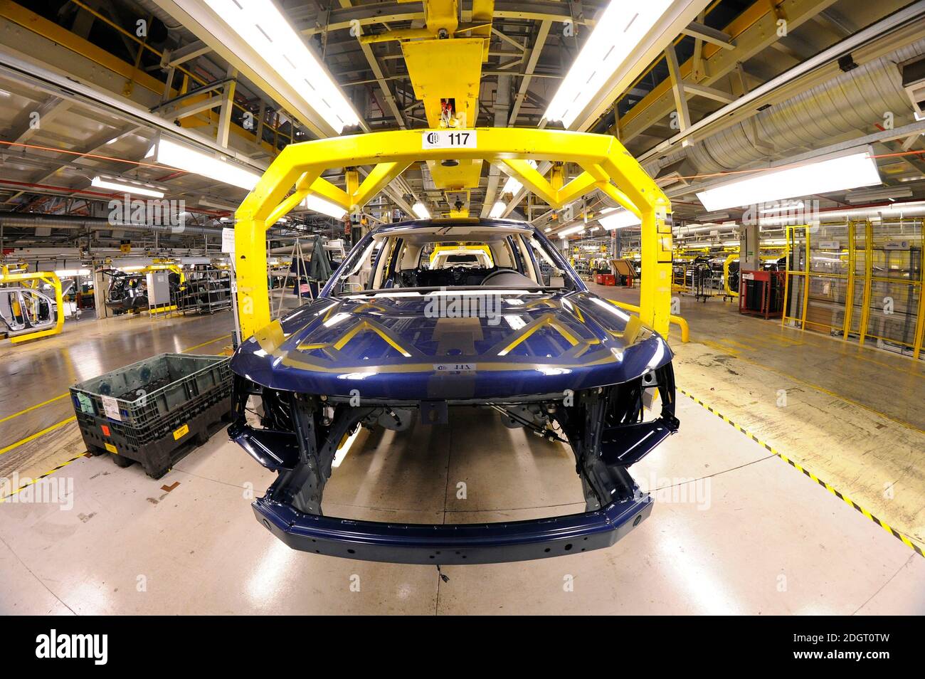 Jaguar Land Rover Halewood High Resolution Stock Photography and Images ...