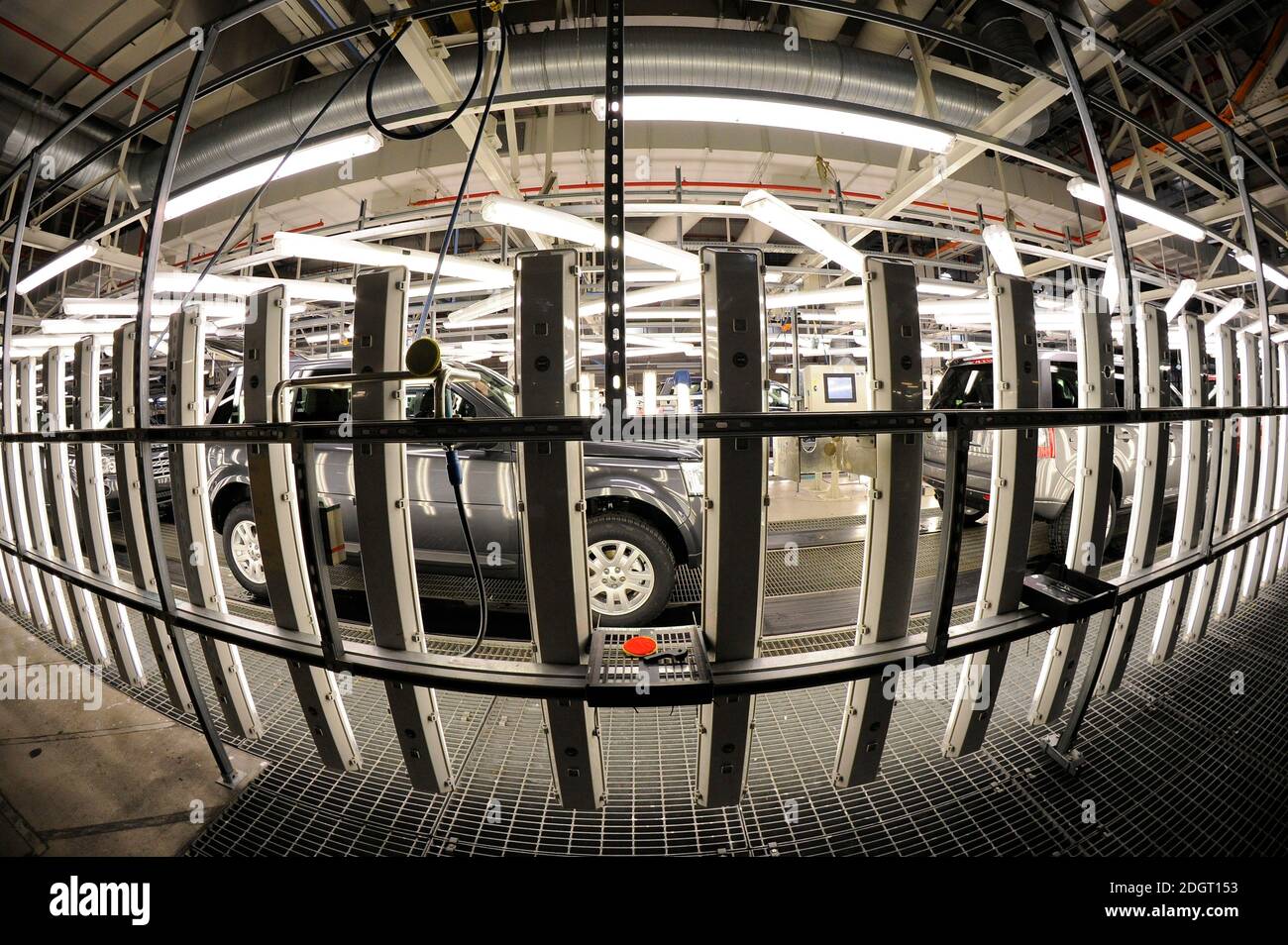 Jaguar Land Rover Halewood Body & Assembly, Merseyside Stock Photo - Alamy