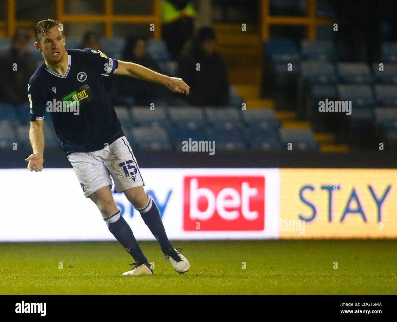 Alex pearce millwall hi-res stock photography and images - Alamy