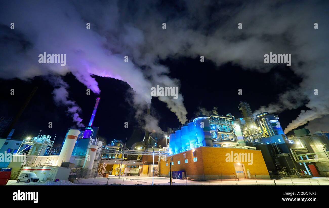 Factory at Night Air Pollution From Industrial Smoke Stock Photo - Alamy