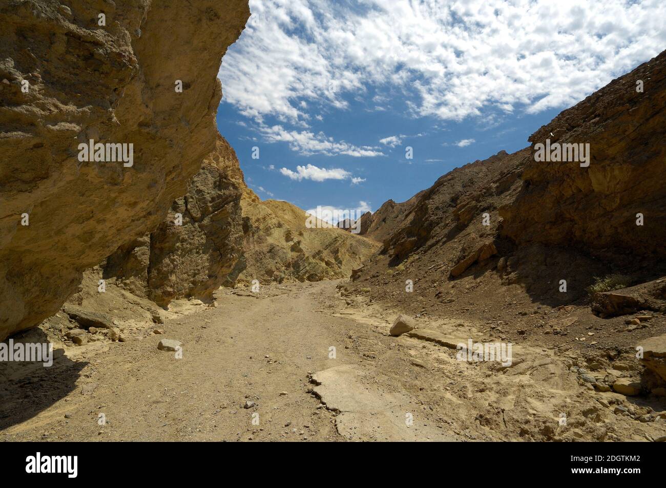 Strike slip fault hi-res stock photography and images - Alamy