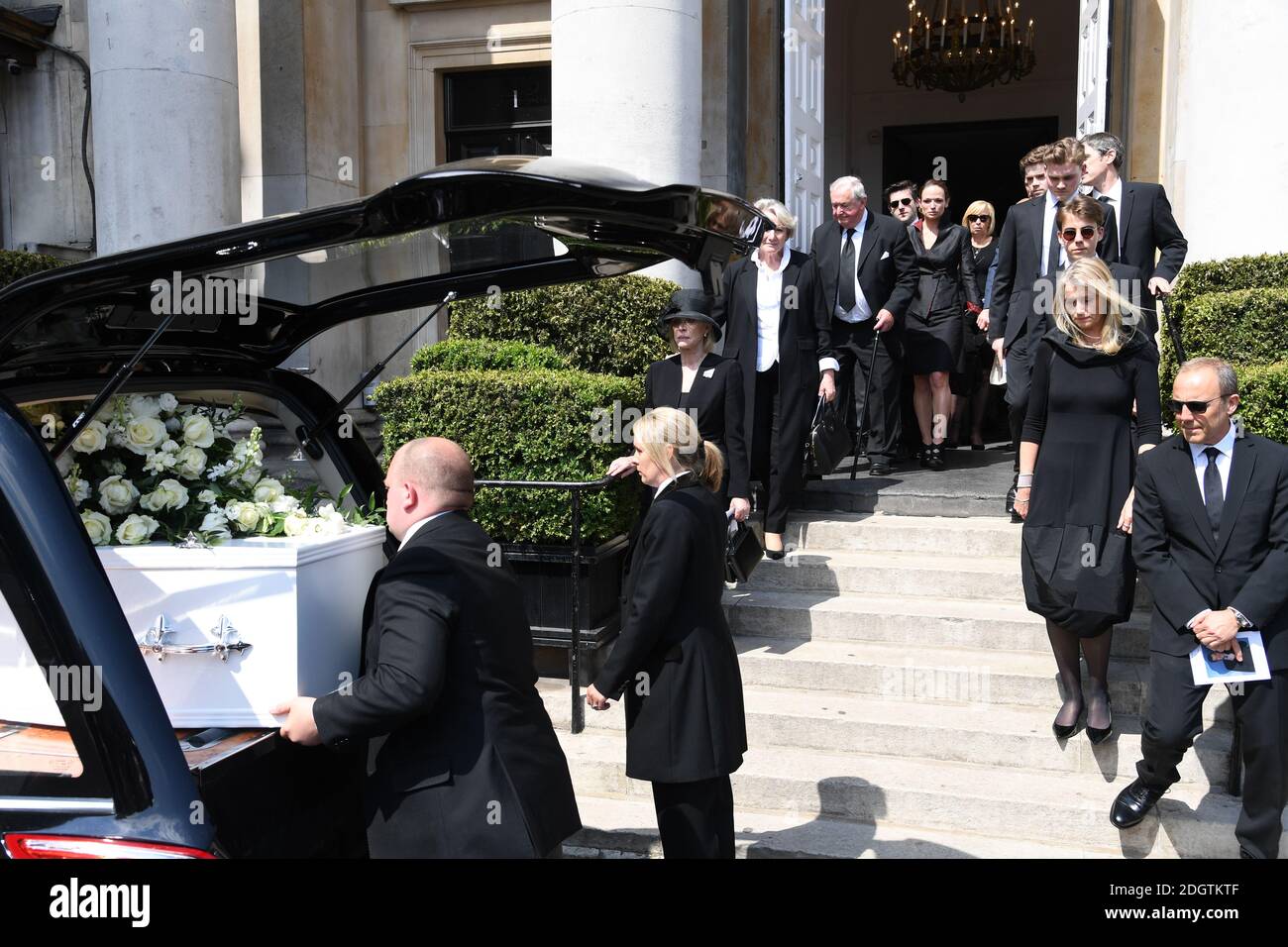 Dale winton coffin hi-res stock photography and images - Alamy