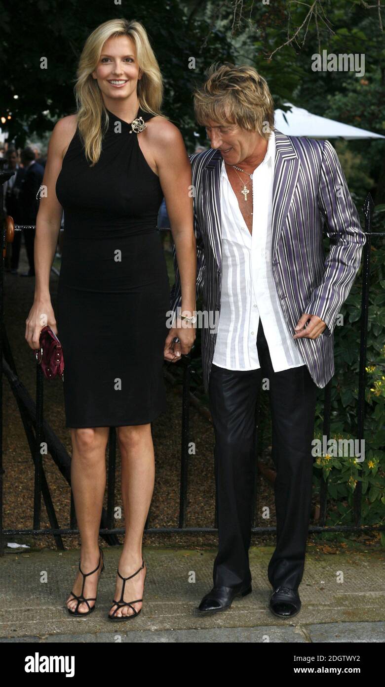 Rod Stewart and Penny Lancaster arriving at Sir David Frost's Garden ...