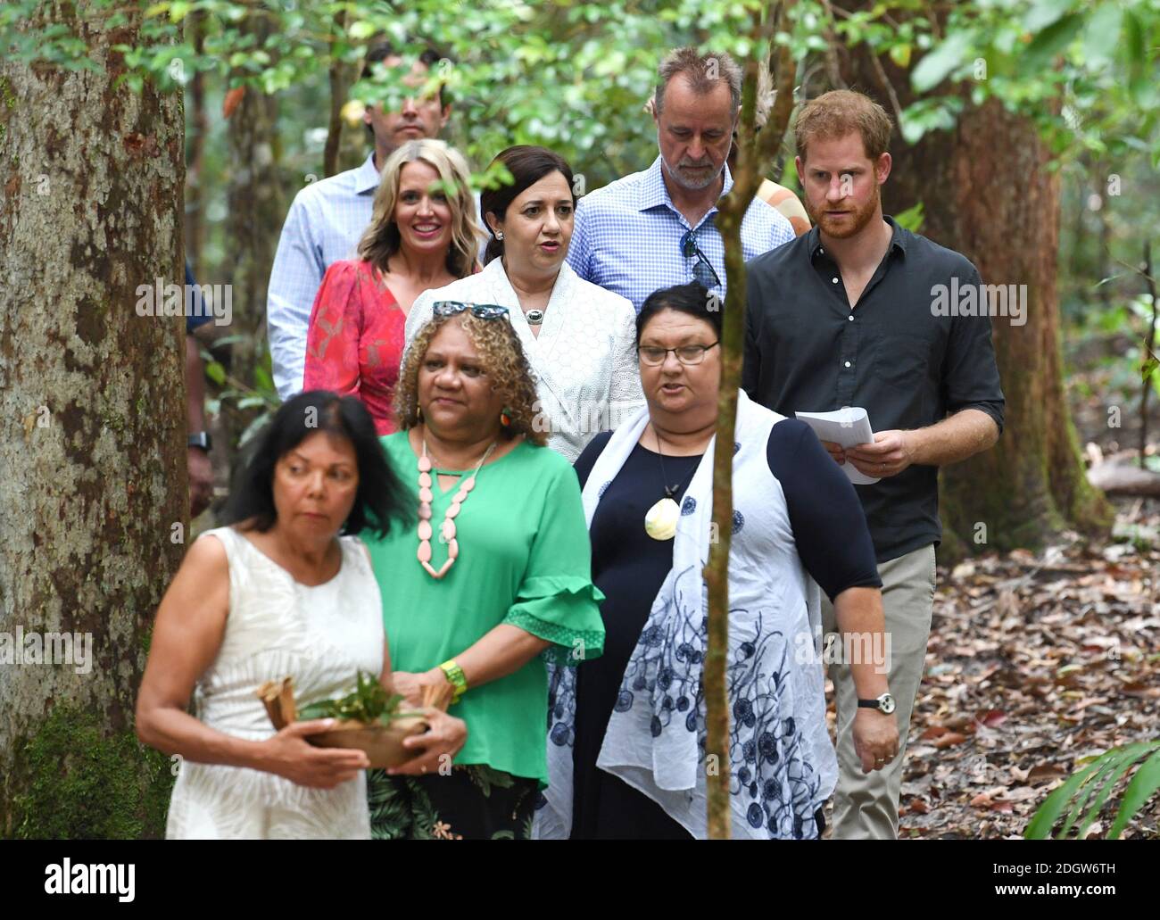 Prince Harry Duke of Sussex meets the Butchulla people and the Premiere ...