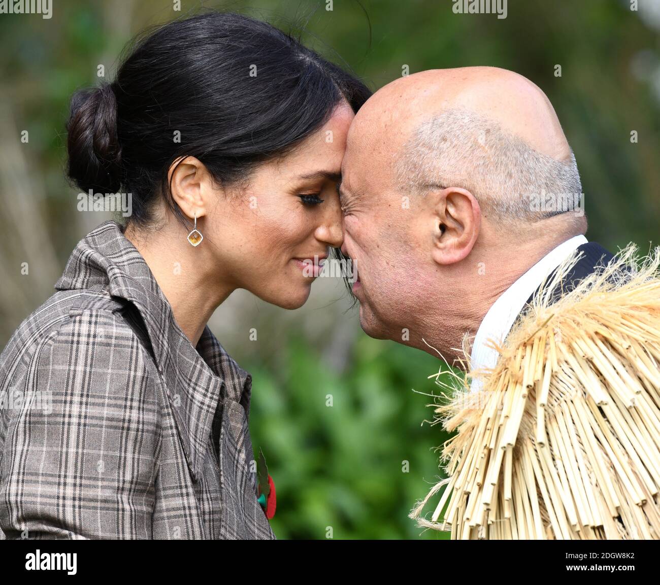 Hongi hi-res stock photography and images - Alamy