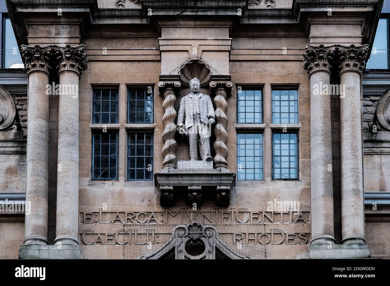 Cecil rhodes statue oxford hi-res stock photography and images - Alamy