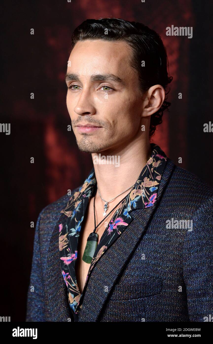Robert Sheehan Mortal Instruments Premiere