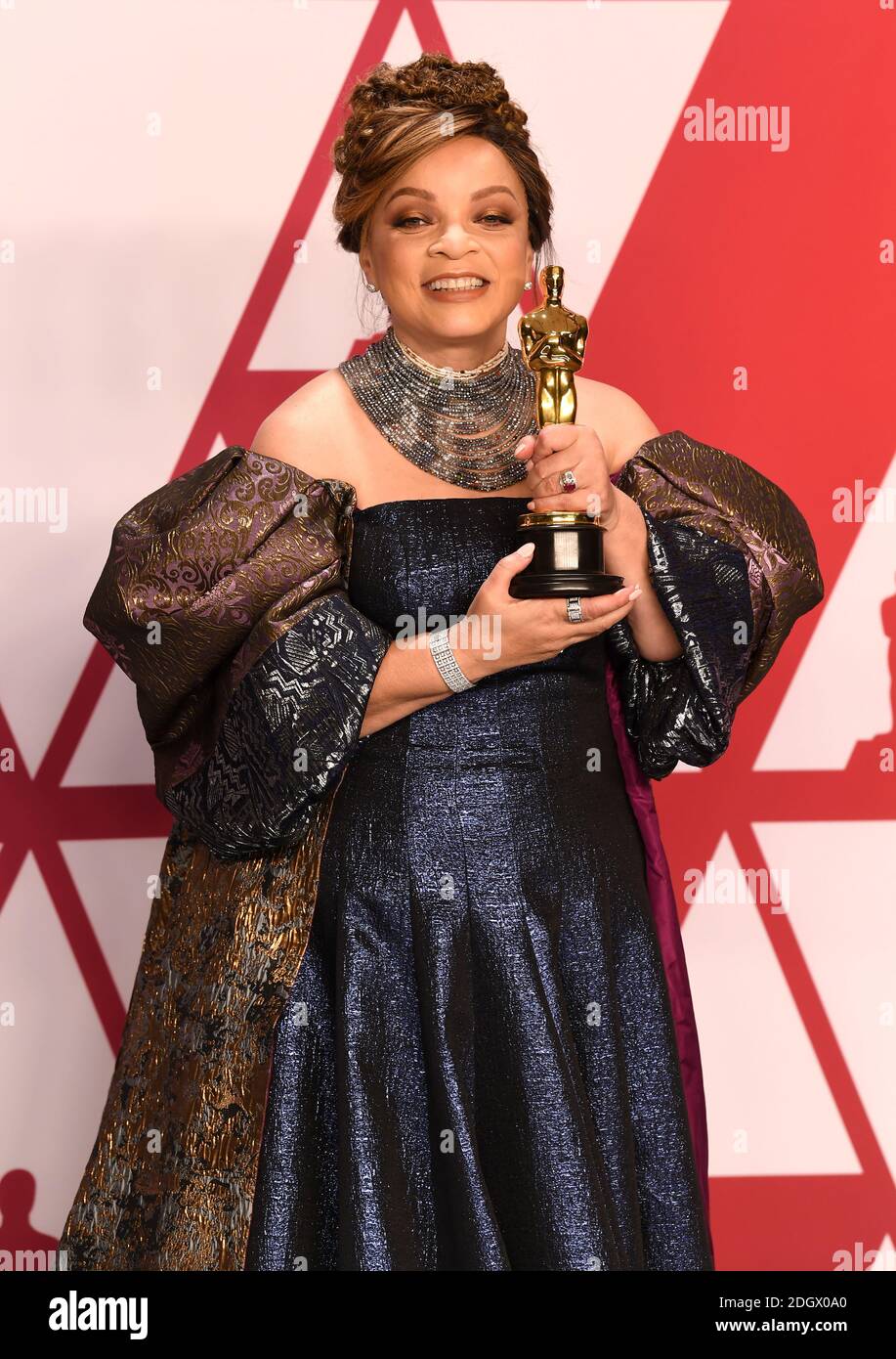 Ruth Carter with the award for Best Costume design for Black Panther in ...