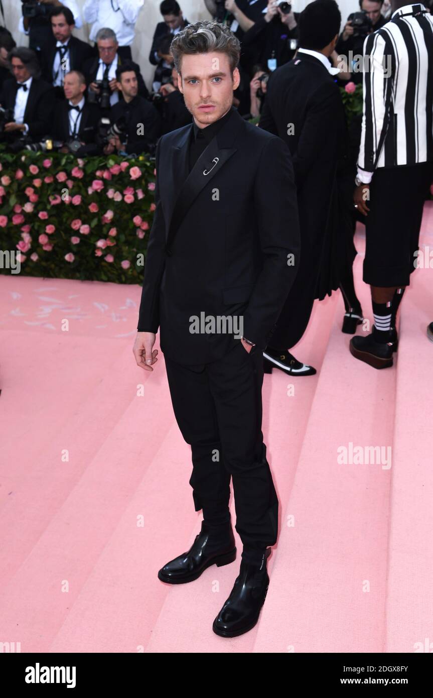Richard Madden attending the Metropolitan Museum of Art Costume ...