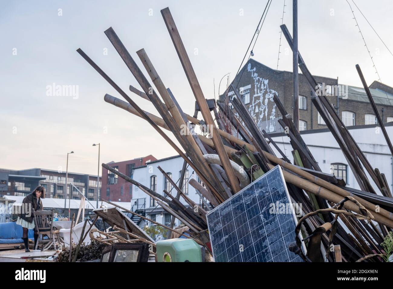 Locals on their houseboat in Lea Valley, Hackney, poor housing, river ...