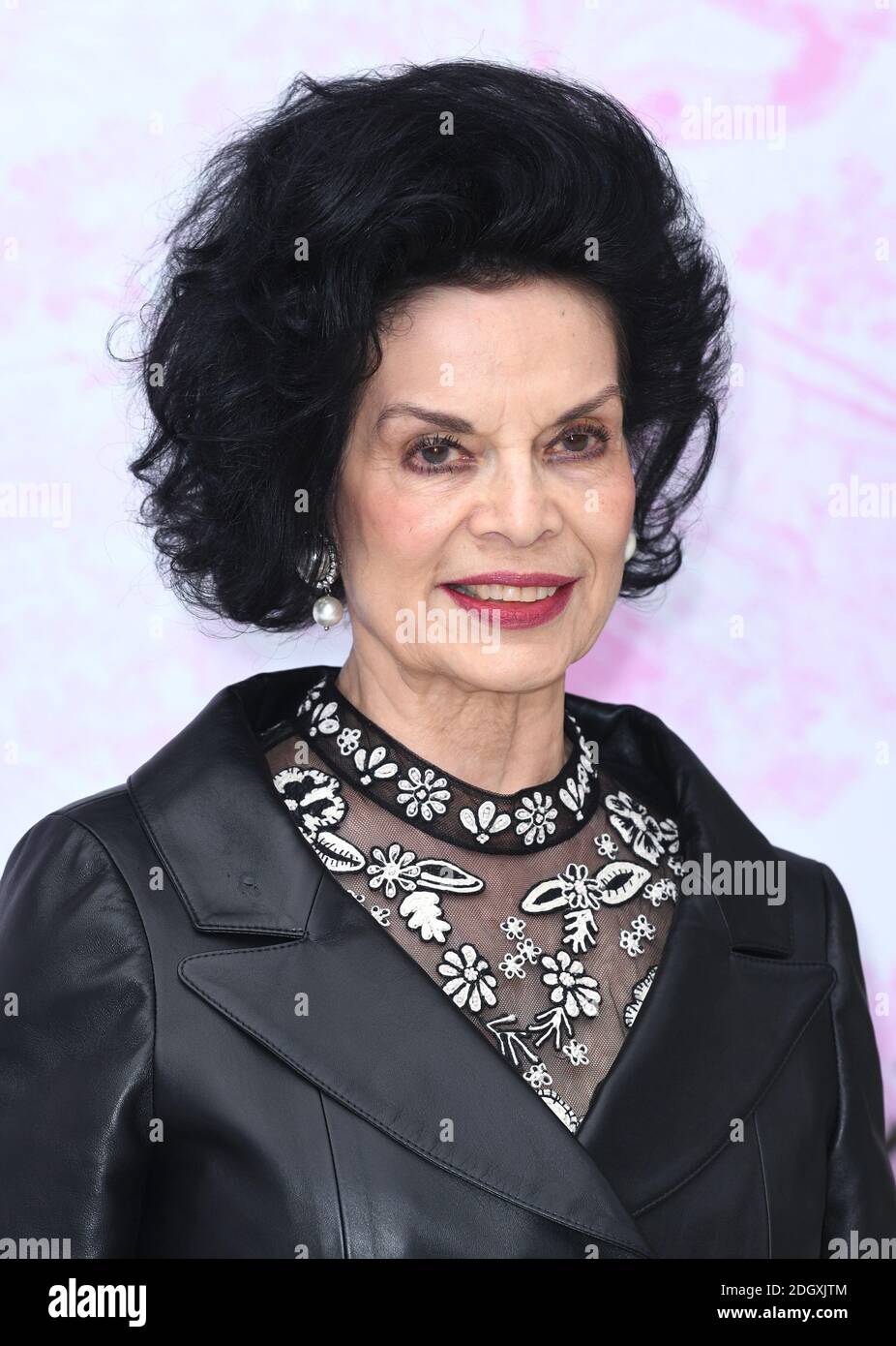 Bianca jagger attending victoria hi-res stock photography and images ...