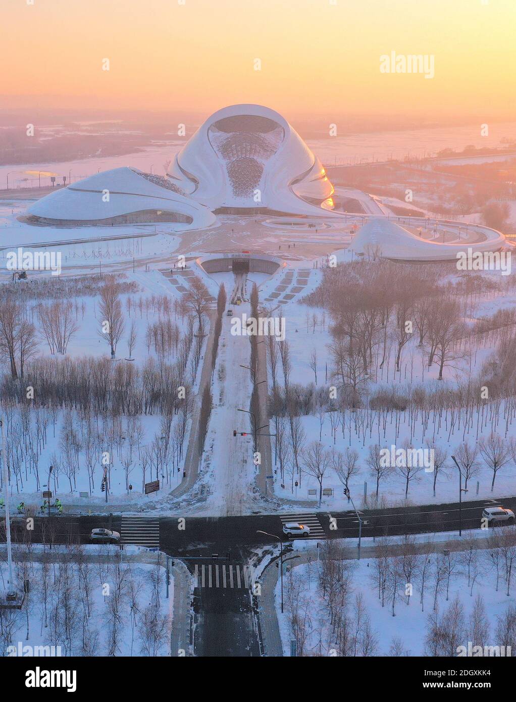 Harbin opera house hi-res stock photography and images - Alamy