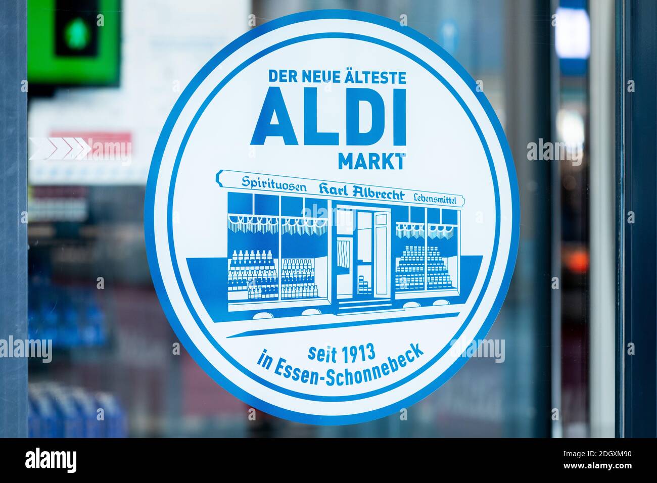 09 December 2020, North Rhine-Westphalia, Essen: View to the entrance ...