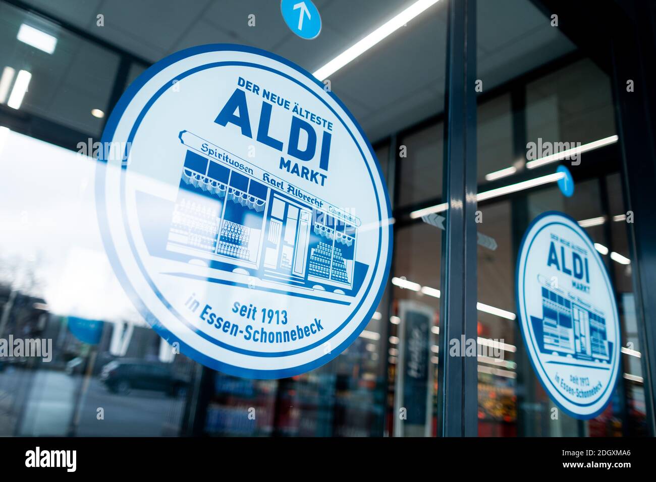 09 December 2020, North Rhine-Westphalia, Essen: View to the entrance ...