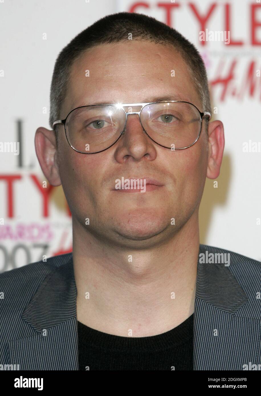 Giles deacon where hi-res stock photography and images - Alamy