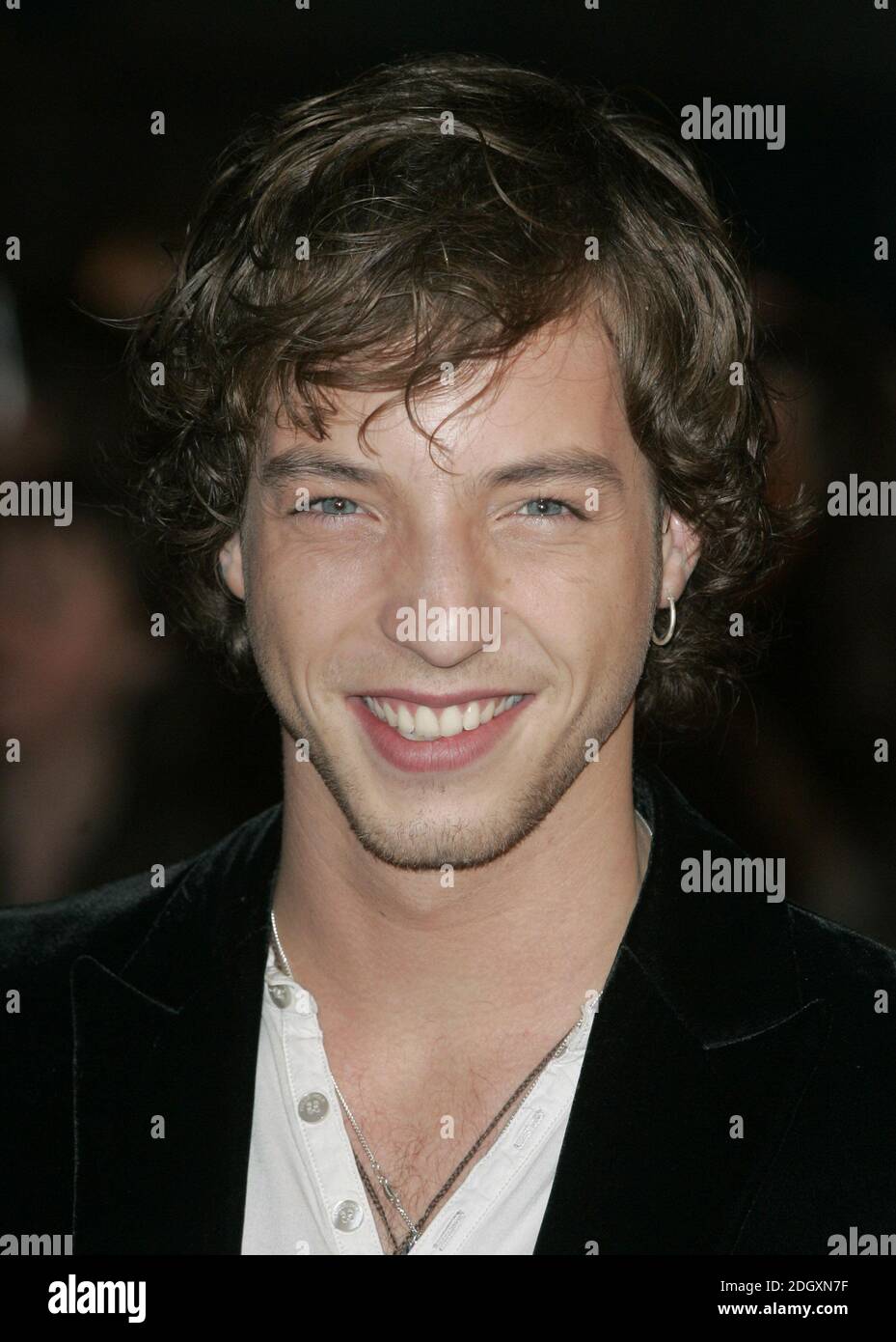 James morrison arriving brit awards hi-res stock photography and images ...