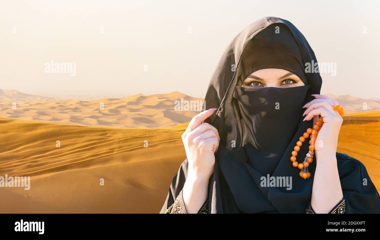 Girl in desert close up hi-res stock photography and images - Alamy