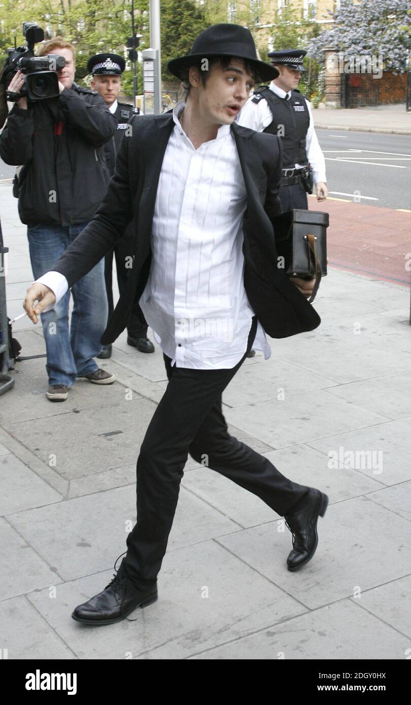 Pete Doherty attending a drugs possession review hearing at Thames ...