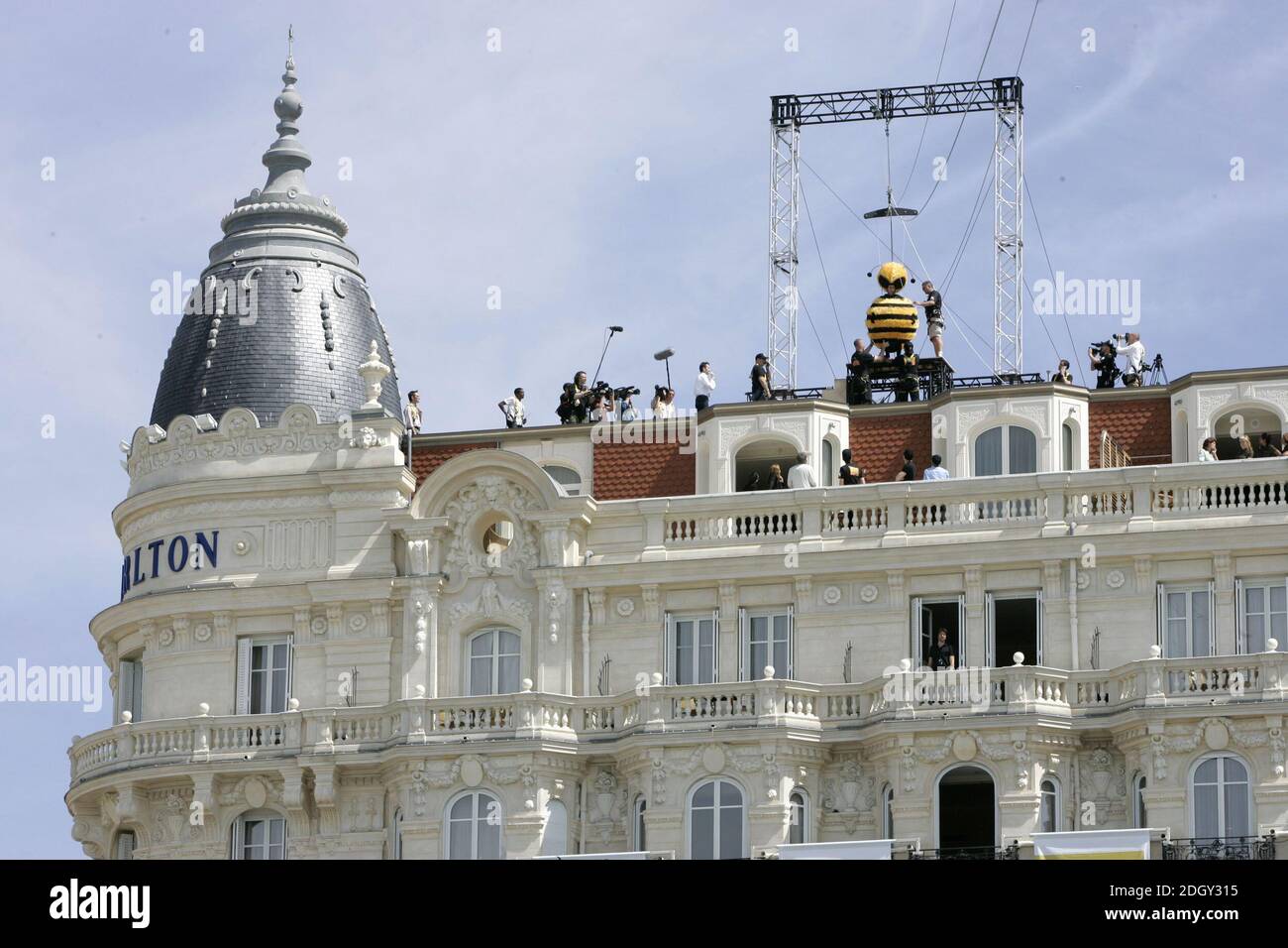 Jerry Seinfeld is launched off the top of the Carlton Hotel dressed as ...