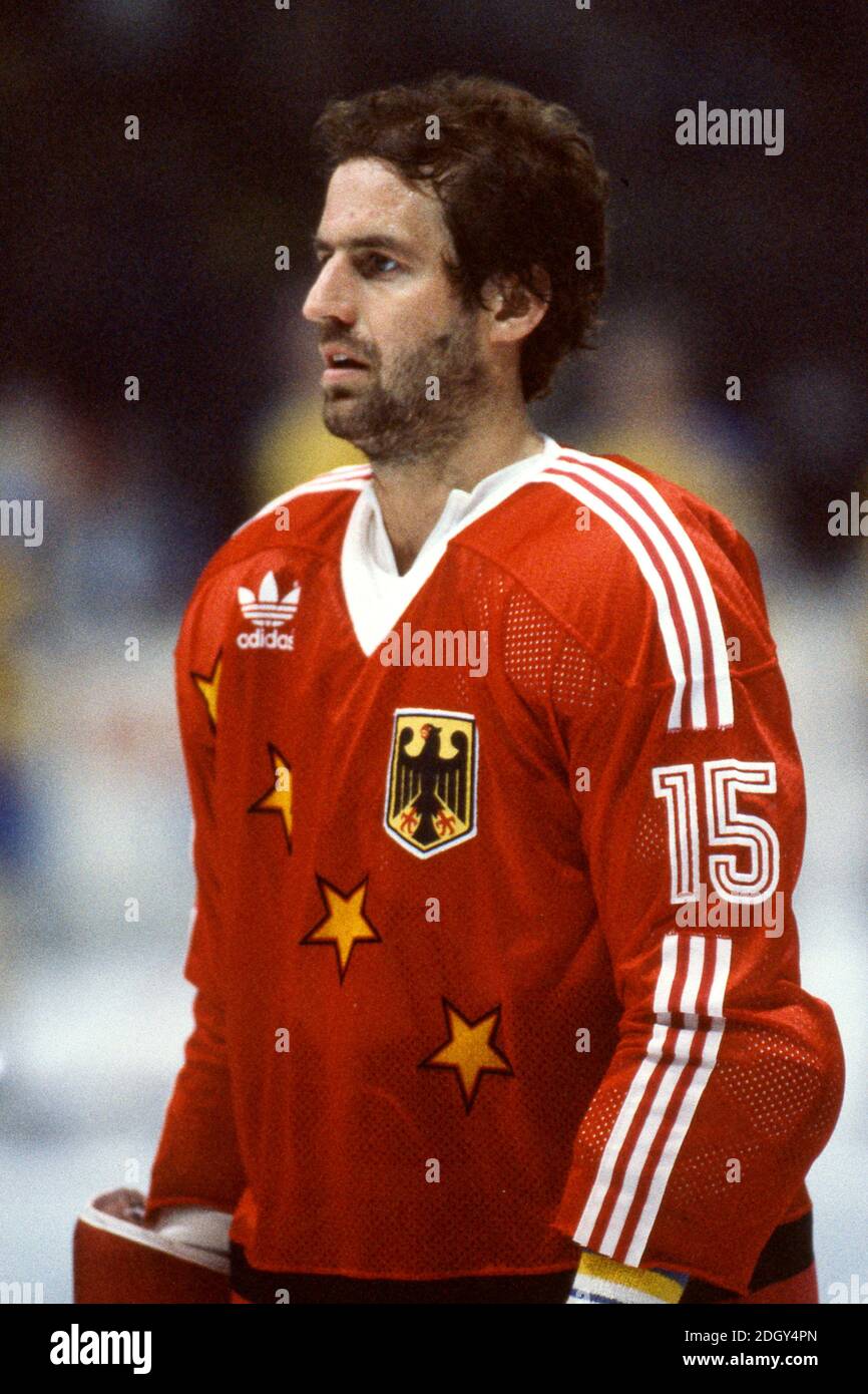 Markus KUHL, Germany, ice hockey player, half figure, half figure ...
