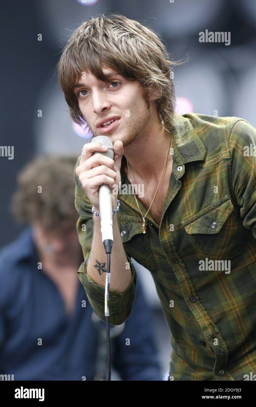 Paolo Nutini live at the Live Earth London Concert, Wembley Stadium ...