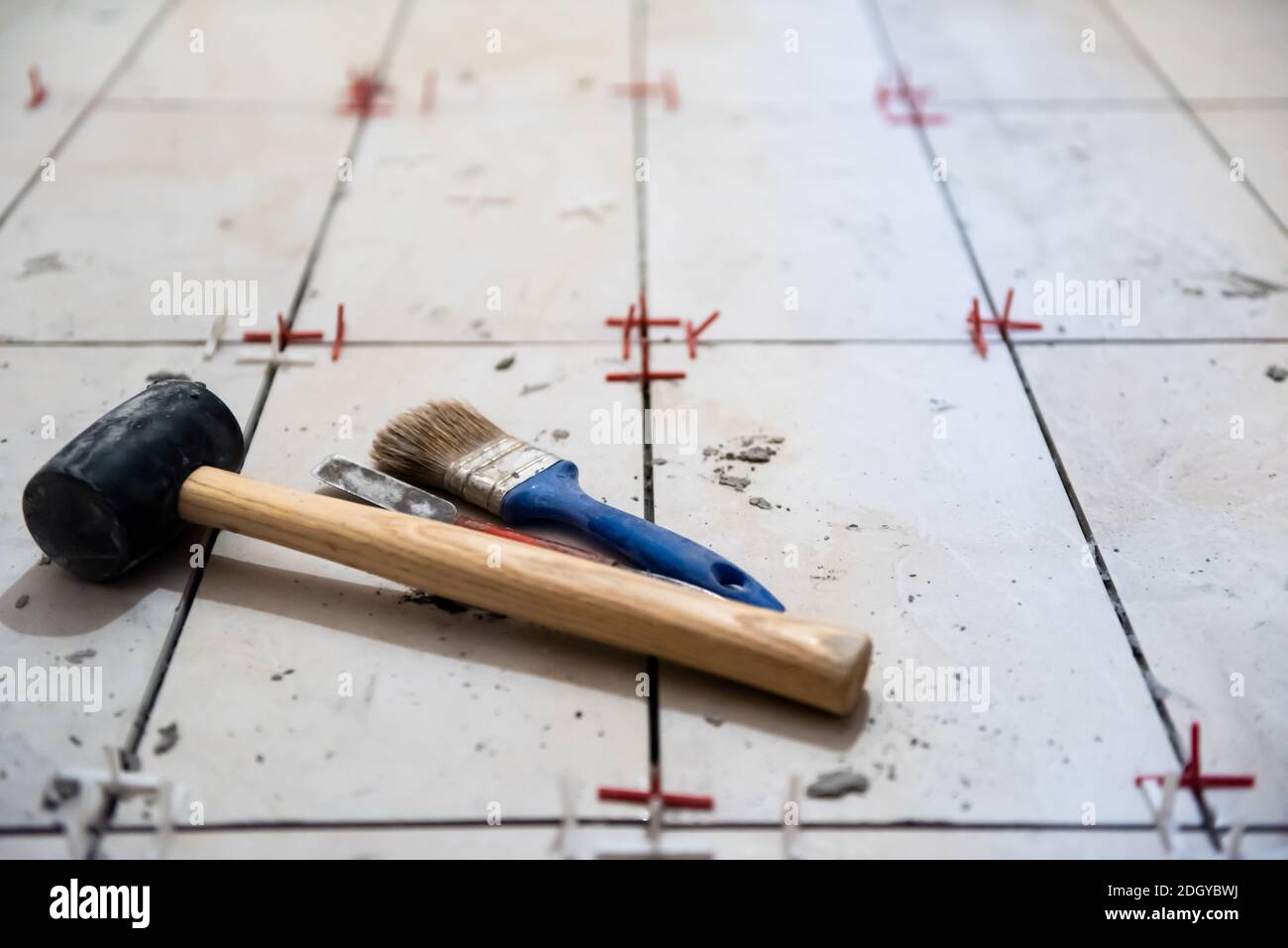 Ceramic tiles and tools for tiler Stock Photo - Alamy