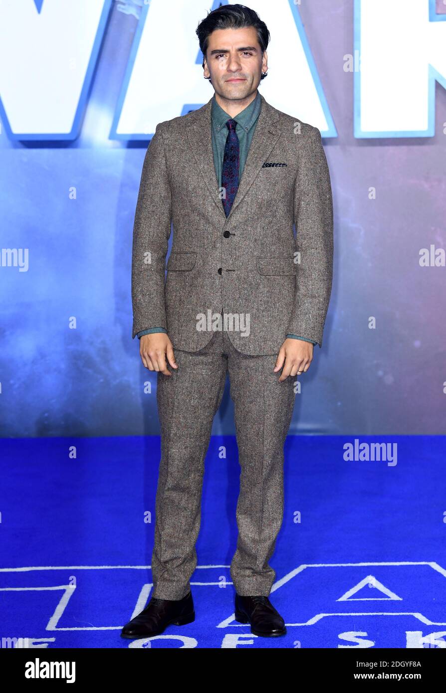 Oscar Isaac attending the Premiere of Star Wars: The Rise of Skywalker ...