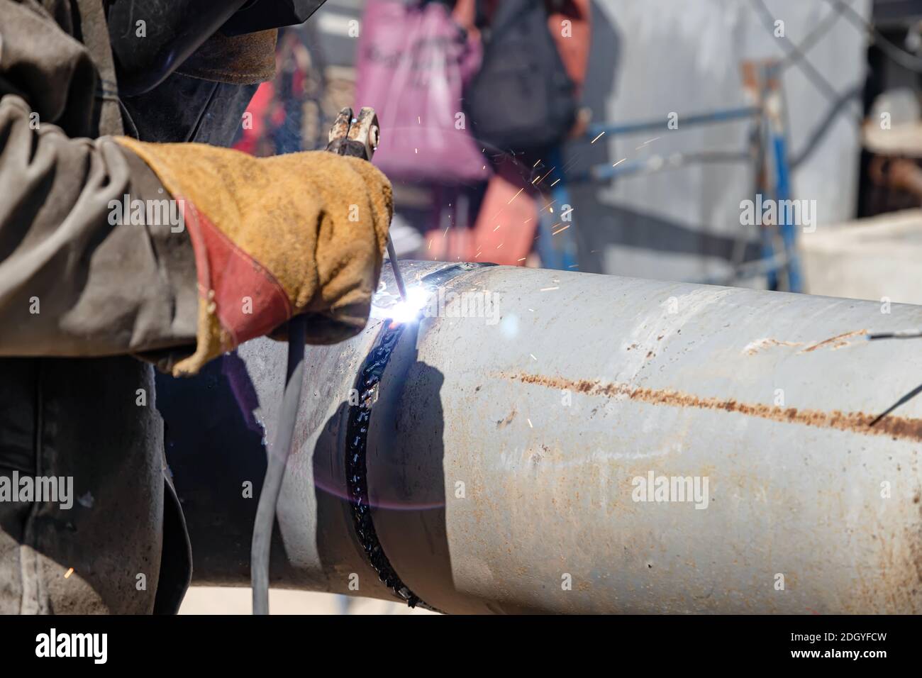 Arc weld hi-res stock photography and images - Alamy