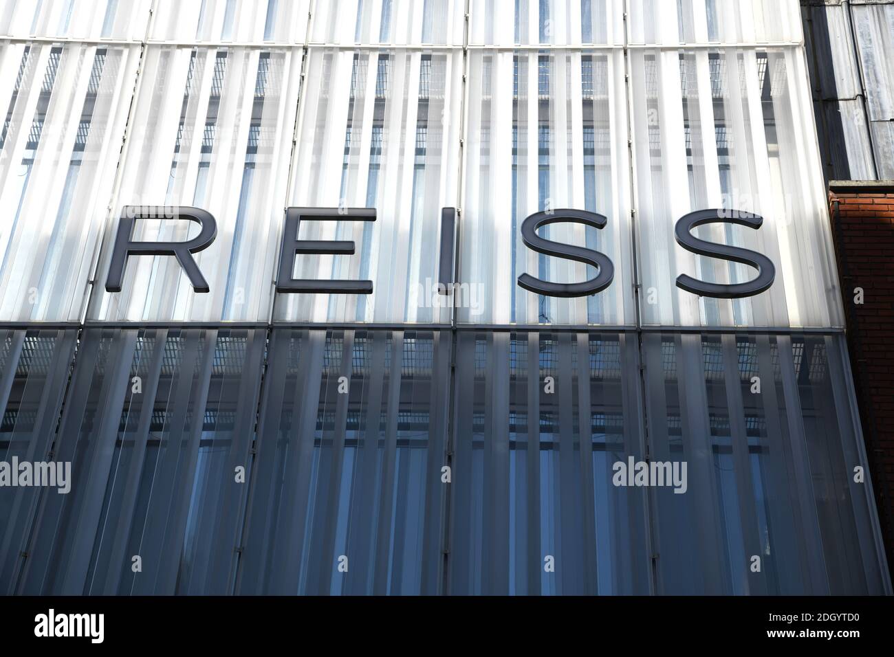 Reiss store hi-res stock photography and images - Alamy