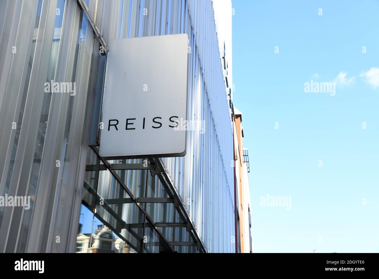 Reiss Store, Oxford Street, London. Photo credit should read: Doug ...
