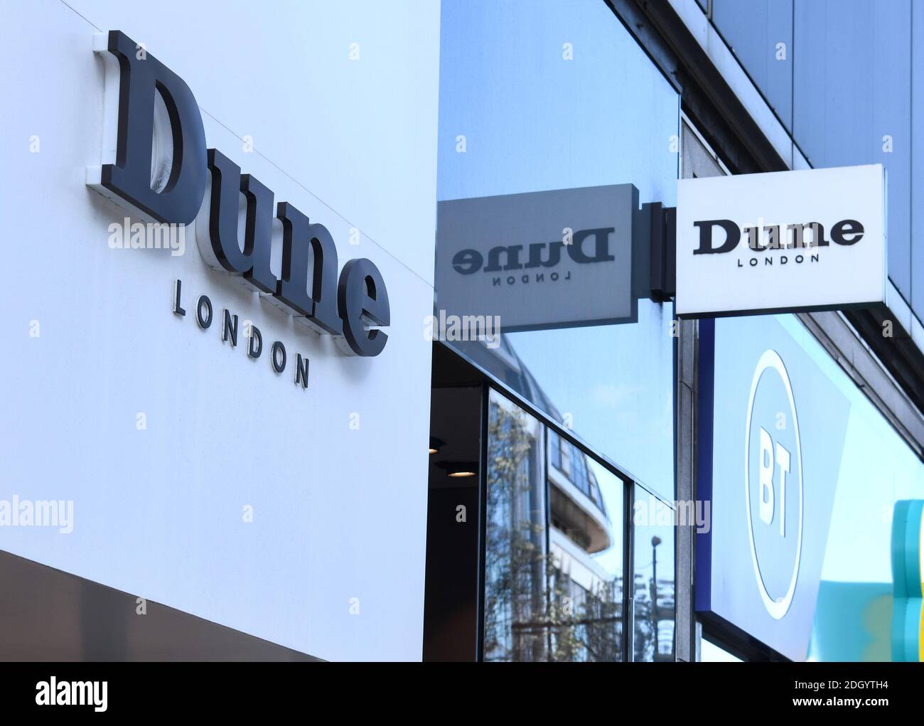 Dune London Logo