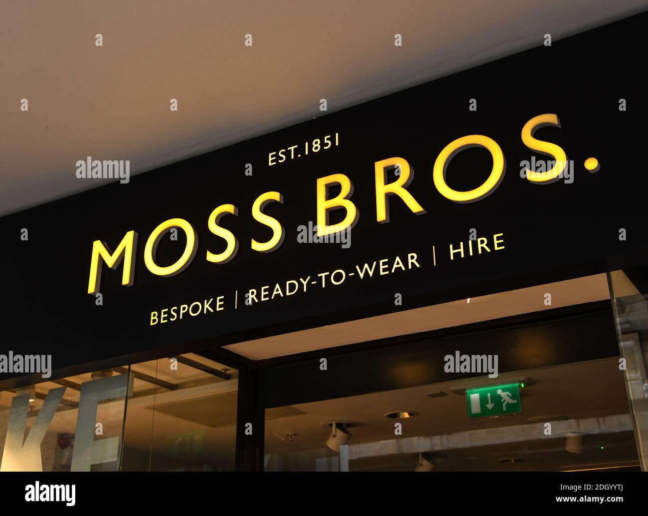 Moss Bros in Cambridge city centre during the Coronavirus lockdown ...